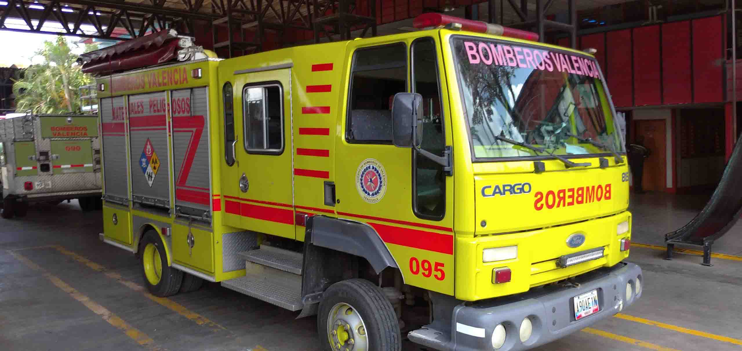 Veh culo Se Incendi En Av Principal De Flor Amarillo Este Domingo Veh culo Se Incendi En Av Principal De Flor Amarillo Este Domingo